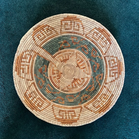 Accents | Woven Grass Basket Southwest Native American Or Aztec Design ...
